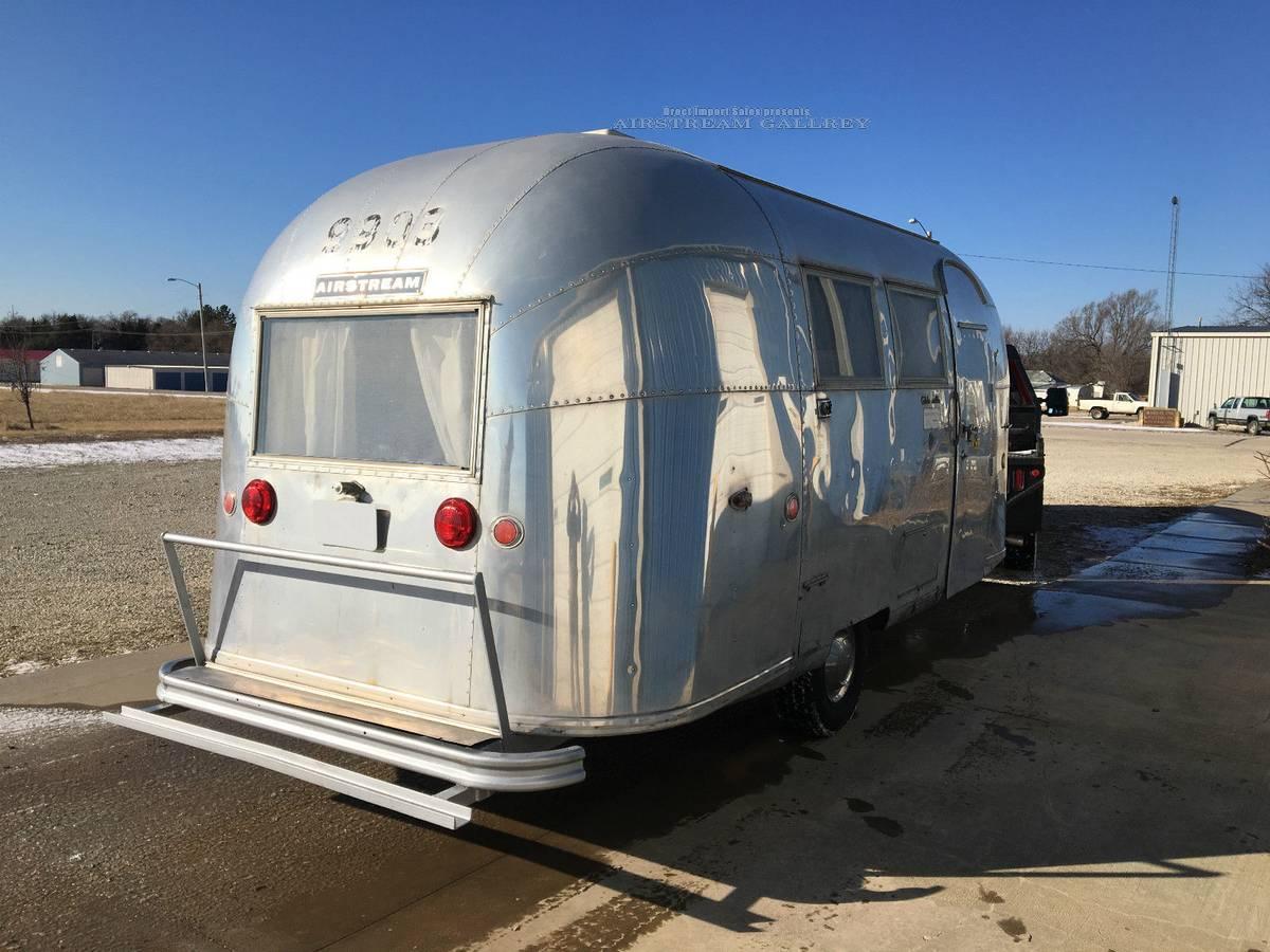 1963 Airstream Globetrotter 19′ | airstreamer エアストリームギャラリー