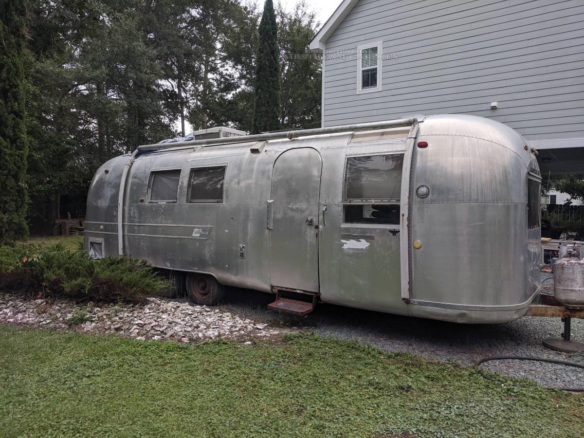 1973 Airstream Ambassador 29′ | airstreamer エアストリームギャラリー