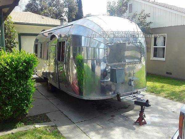 1952 Airstream FlyingCloud 22’ | airstreamer エアストリームギャラリー