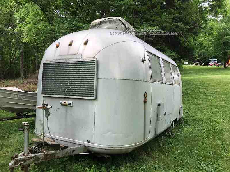 1960 Airstream Globetrotter 19’ | airstreamer エアストリームギャラリー