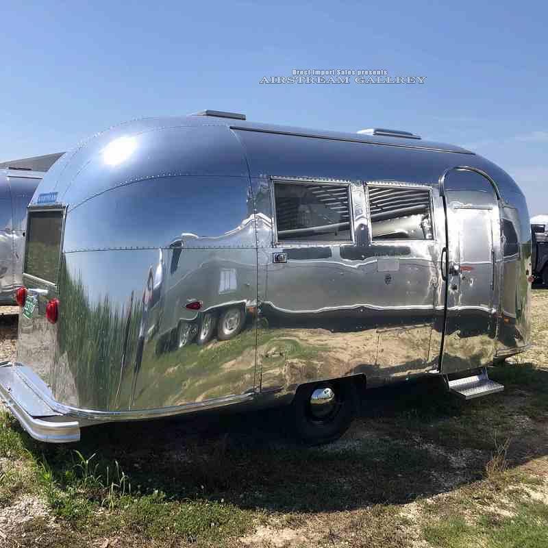 1963 Airstream Globetrotter 19’ | airstreamer エアストリームギャラリー